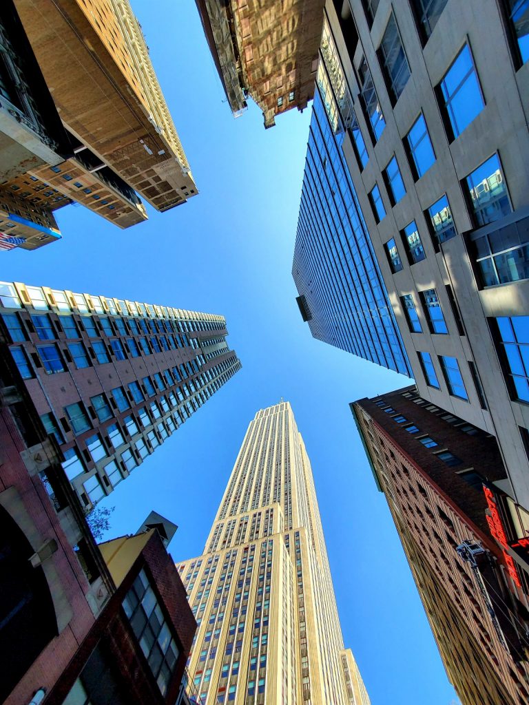 Empire State Building - divna.Tech © 2025